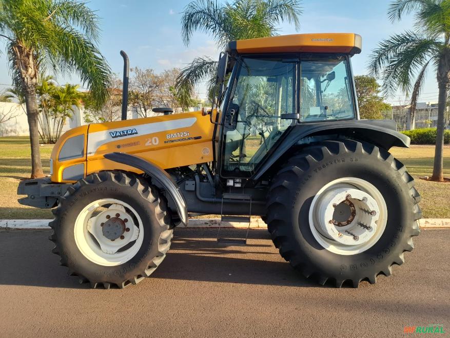 Valtra Bm125i 4X4 - Ano 2012 - Horas 6.740 em Araraquara SP à 713752