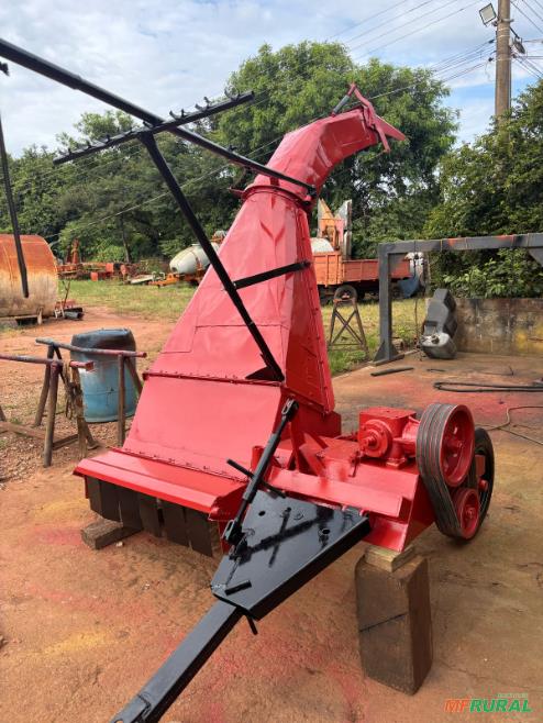 Ensiladeira Tarup Marca Icma em Bebedouro SP à venda. Compre 858687