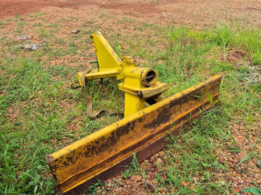 Plaina Traseira Trator em Sertãozinho SP à venda. Compre direto 841757