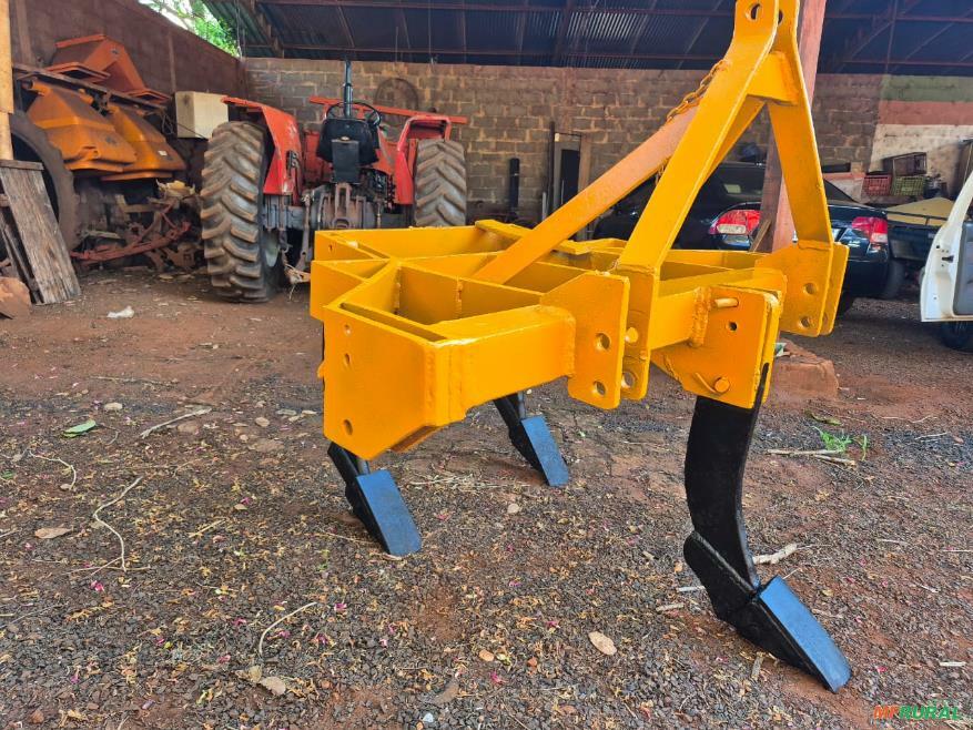 Subsolador 3 Hastes em Sertãozinho SP à venda. Compre direto 863697