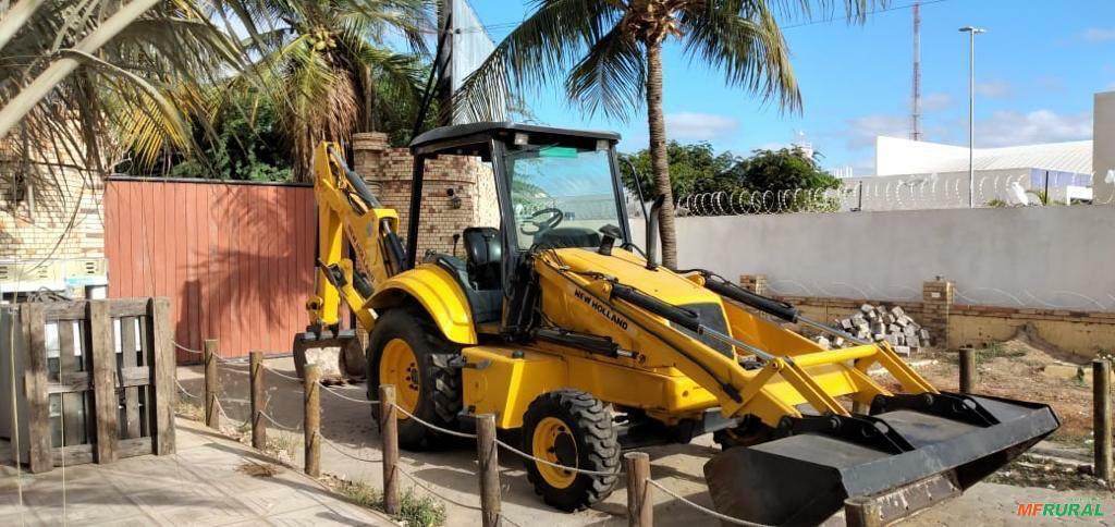 Retroescavadeira New Holland Lb90 em São Paulo SP à venda. 825225
