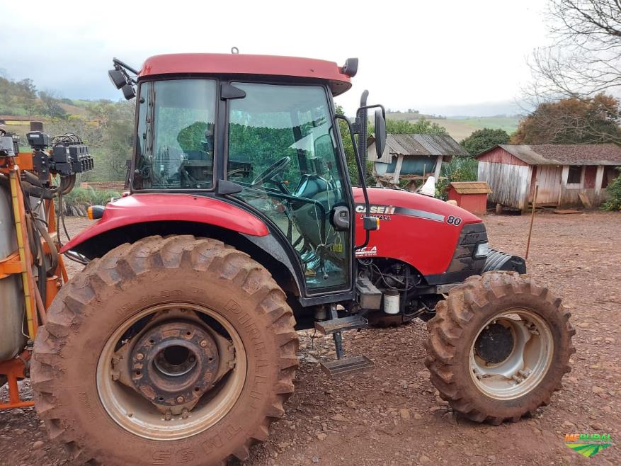 Trator Case Farmall 80 4X4 Ano 12 em Erechim RS à venda. Compre 369612
