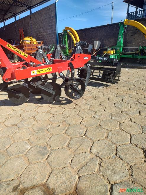 Subsolador em Resende Costa MG à venda. Compre direto do vendedor 610906