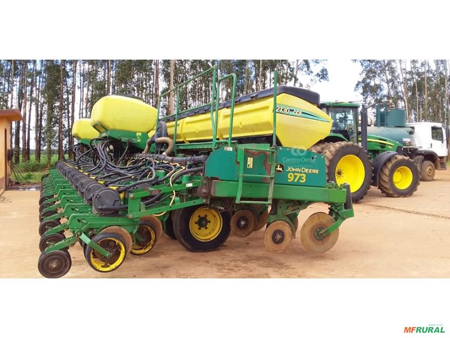 Plantadeira John Deere 2130 Ccs em Rondonópolis MT à venda. 444551