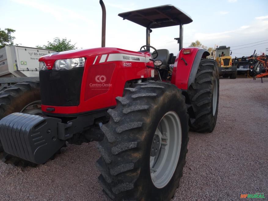 Trator Massey Ferguson 4297 4X4 Ano 17 em Rondonópolis MT à 642601
