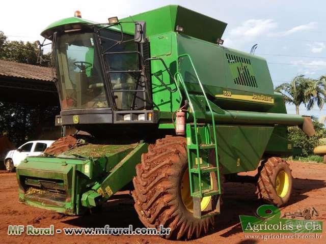 Colheitadeira John Deere 1550 (Com Plataforma de Soja E Milho - 241664