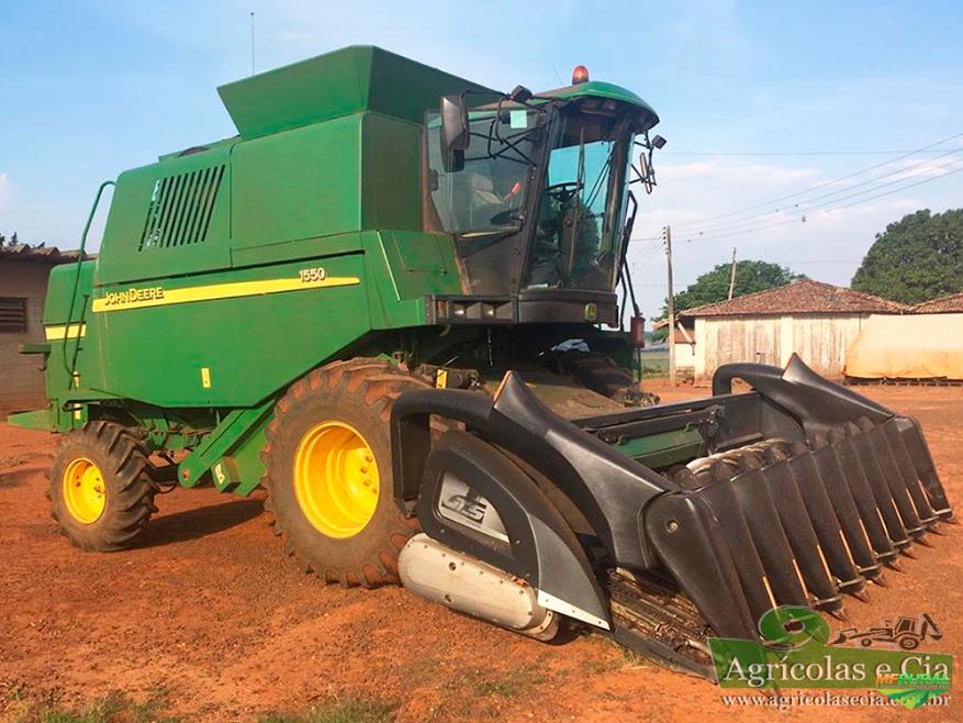 Colheitadeira John Deere 1550 (Com Plataforma de Corte 20 Pés - 324983