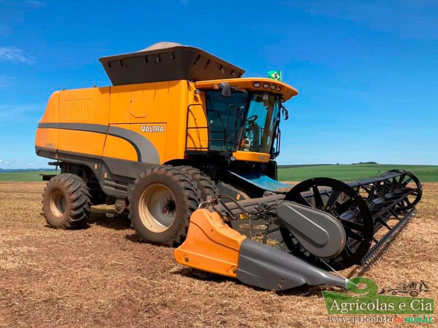 Colheitadeira Valtra bc 6800 (Plataforma de Corte Drapper 25 Pés 690426