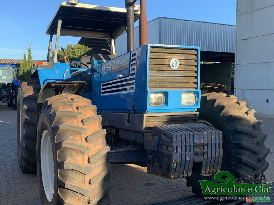 Trator Ford 8430 em Rio das Pedras - SP à venda com preço