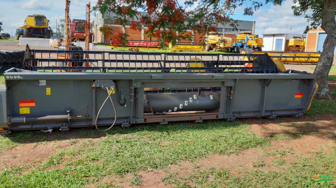 Plataforma de Corte Soja Valtra 20 Pés em Assis SP à venda. 349256