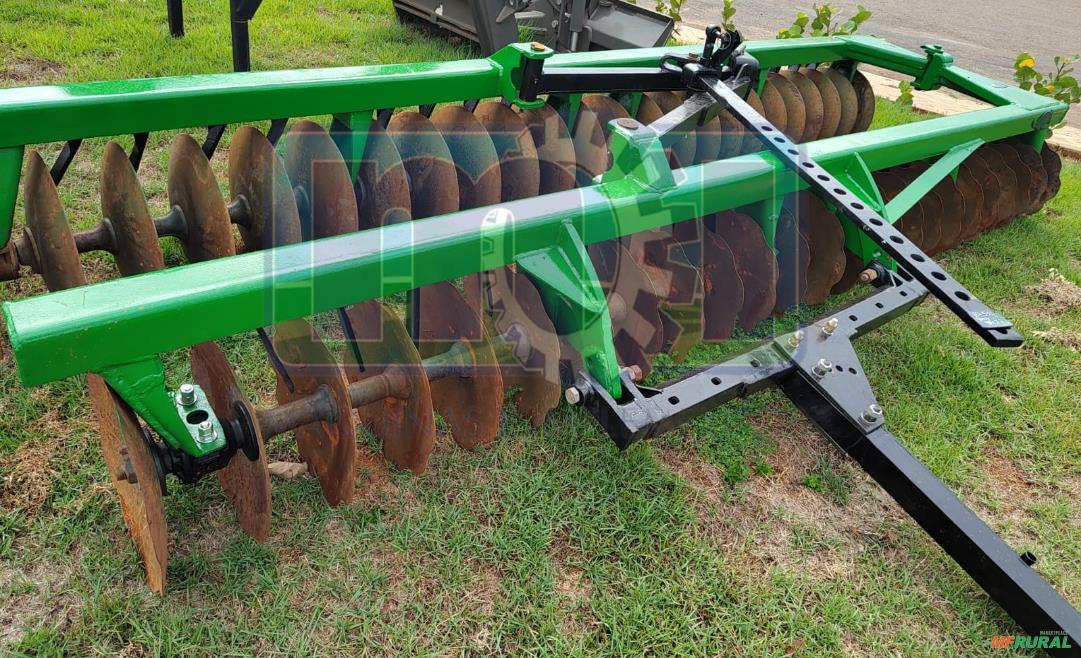 Grade Niveladora 48X22 em Porto Nacional TO à venda. Compre 779597