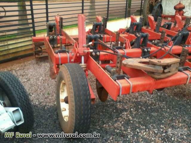 Subsolador Jan 2004 em Lucas do Rio Verde MT à venda. Compre 218992