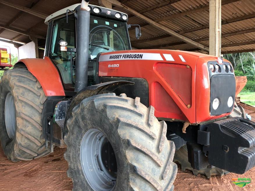 Trator Massey Ferguson 8480 4x4 ano 07 em Lucas do Rio Verde MT