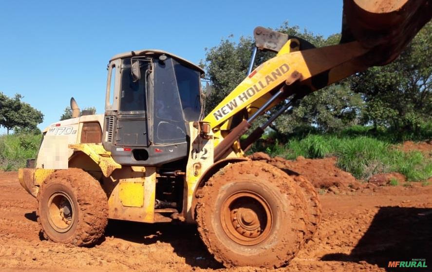 Pá Carregadeira New Holland W170b Ano 2013, de Único Dono, 449071