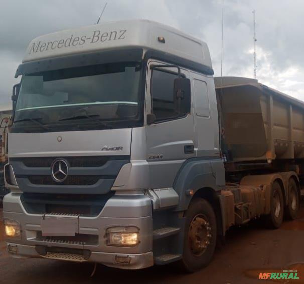 Caminhão Mercedes Benz (Mb) Axor 2644 6X4 Ano 13 em Cuiabá MT à 669974