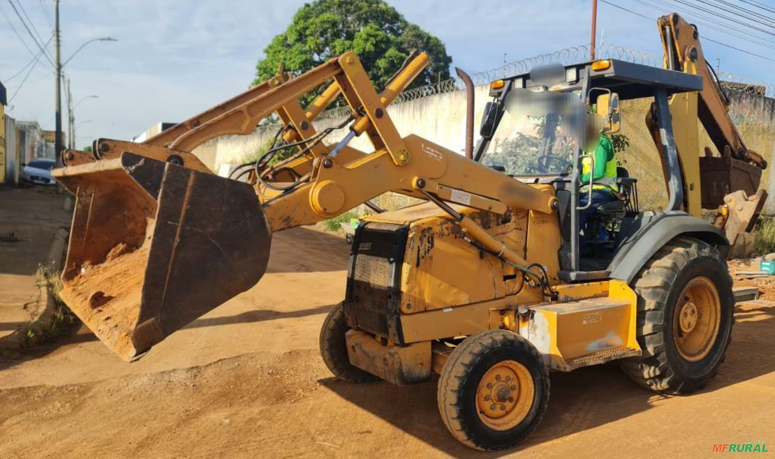 Retroescavadeira Case, Modelo 580L 4X2, Ano de Fabricação 2001, 672287