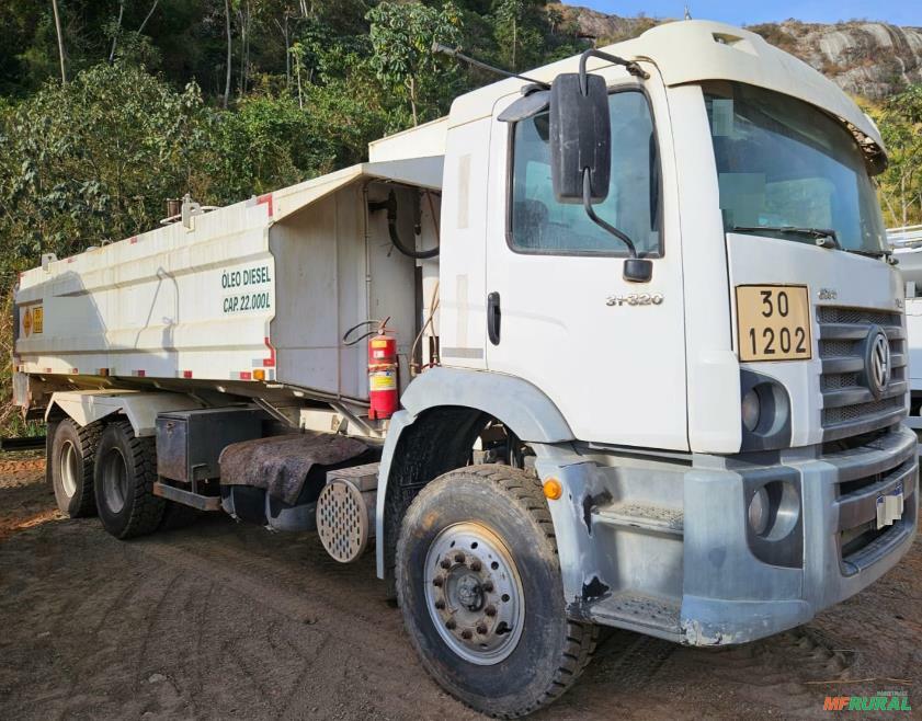 Caminhão Volkswagen, Modelo 31.320 6X4 Constellation, Ano 706927