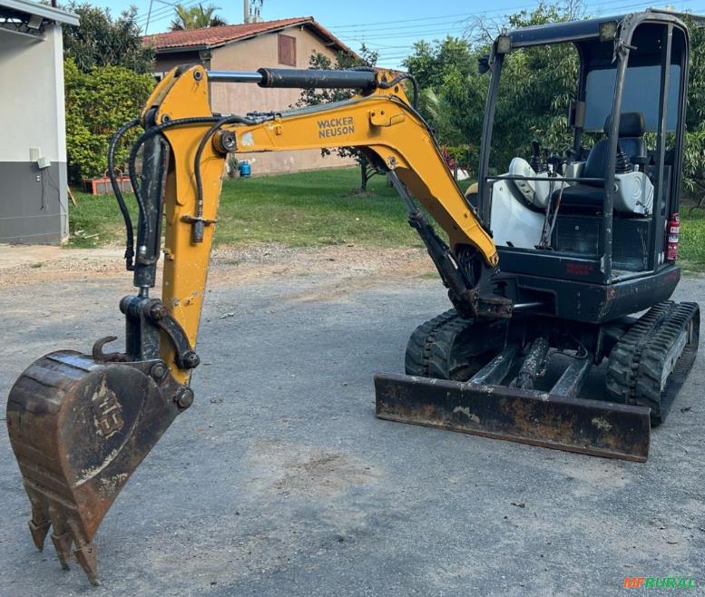 Mini Escavadeira Wacker Neuson, Modelo 28Z3, Ano 2012 em 855483