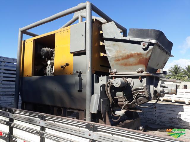 Bomba de Concreto Putzmaister Ano 2006 em Guarapari ES à venda. 337962