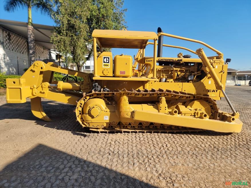 Trator Caterpillar Modelo D8k 1981 em Belo Oriente MG à venda. 824478