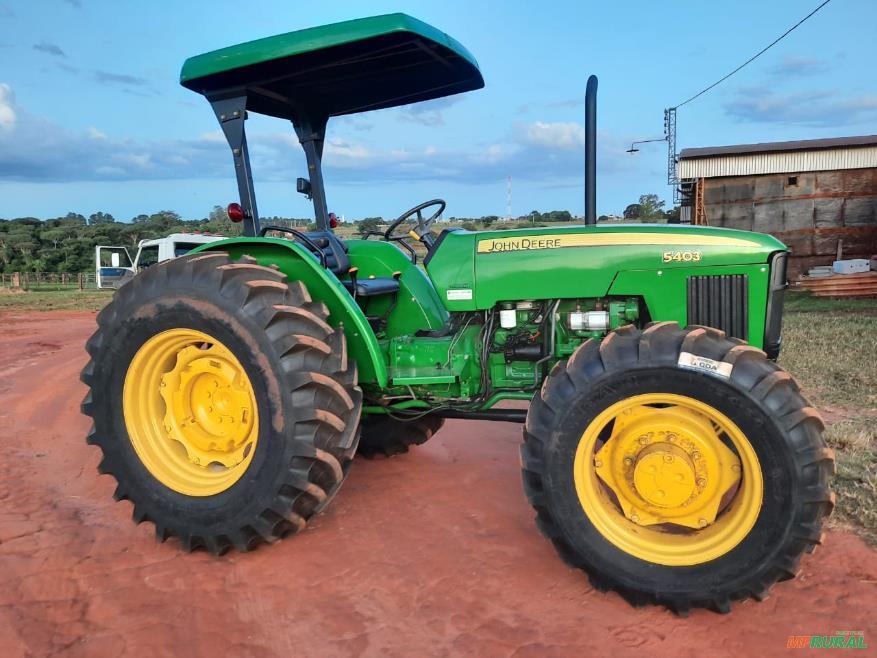Trator John Deere 5403 4X4 Ano 10 em Ibitinga SP à venda. Compre 613394