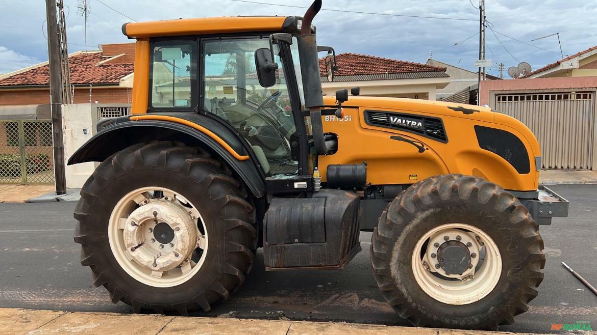 Trator Valtra/Valmet BH 135 em Ibitinga - SP à venda com preço