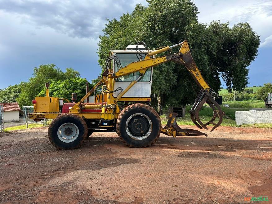 Carregadeira de Cana Massey Trator 290 Com 4 Pneus Novos Com 844722