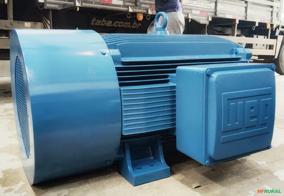 Motor Cummins 280 Cv no Mato Grosso - Máquinas/ Equipamentos