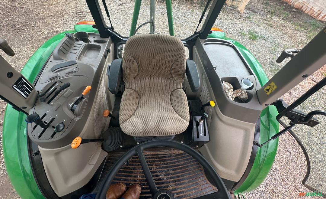 Trator 5080E John Deere em Itapeva SP à venda. Compre direto 810171