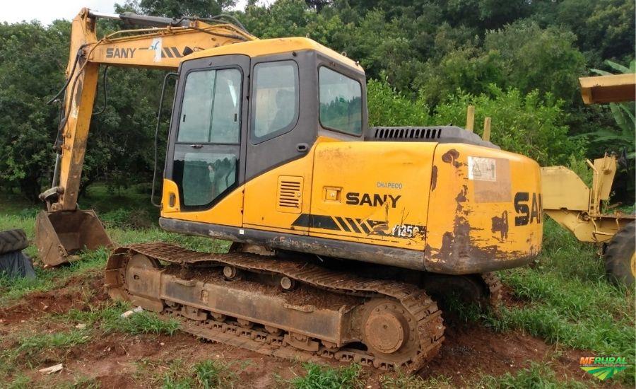 Escavadeira Sany 135C Ano 2012 Com 6247 Horas em Curitiba PR à 405160