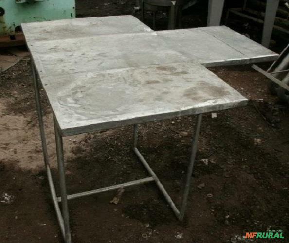 Mesa de Inox 1,10X0,65 (1,10 X0,45) C10 em São Paulo SP à 637955