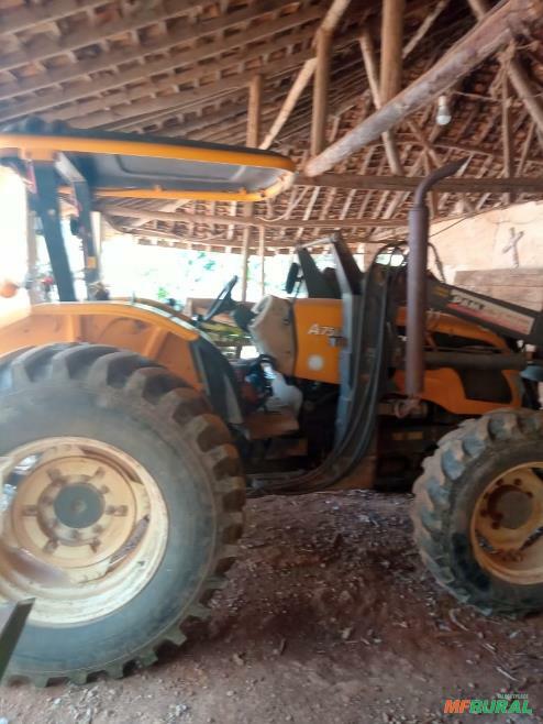 Trator Valtra/Valmet A 750 4X4 Ano 14 em Cajuri MG à venda. 644171