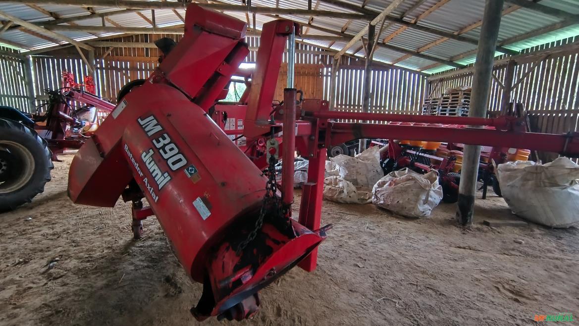 Colhedeira Jumil 390 Milho, Soja, Feijão, Trigo em Rio do Sul SC 863202