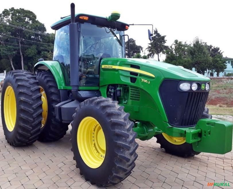 Trator John Deere 7195J 4X4 Ano 15 em Nova Prata RS à venda. 474859