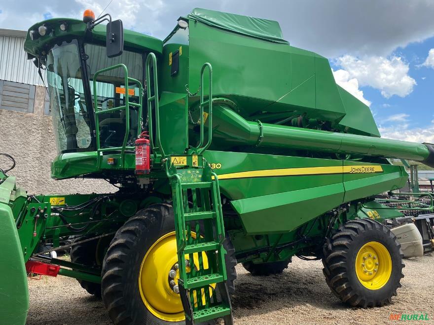Colheitadeira John Deere JOHN DEERE S430 em Lagoa Vermelha - RS