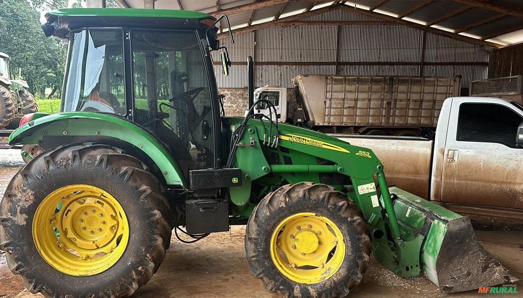Trator John Deere 5080 E Ano 2022 em Pinhalzinho SC à venda. 818344
