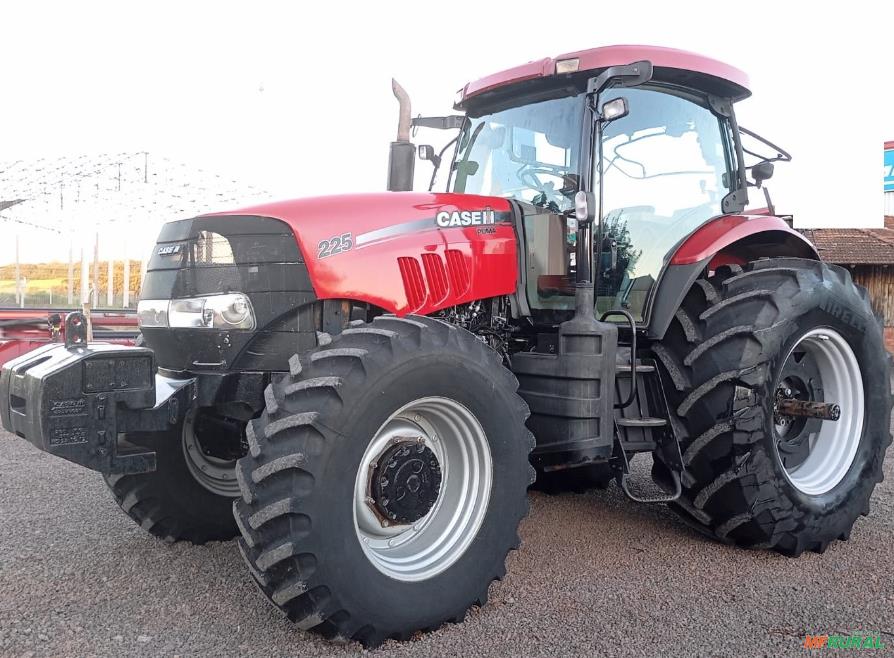 Trator Case Puma 225 em Santa Catarina à venda com preço