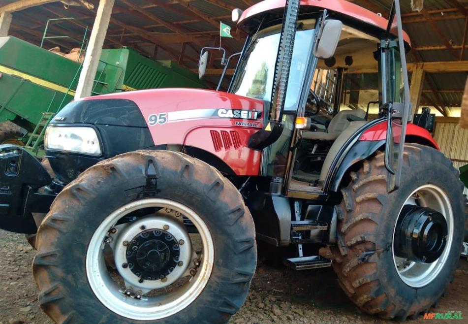 Trator Case Farmall 95 Ano 2015 em Francisco Beltrão PR à venda. 856895