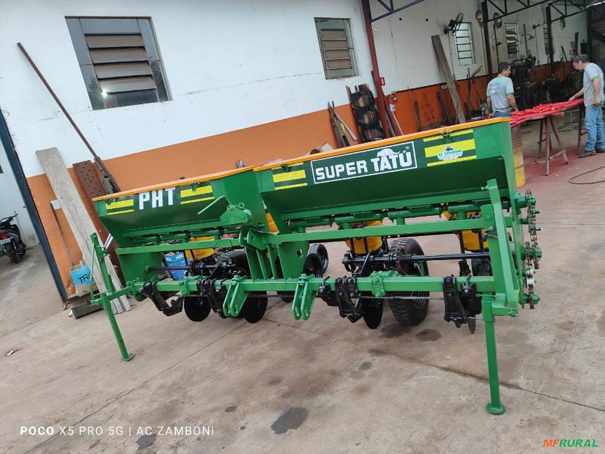 Plantadeira Pht 4 Linhas Tatu em Novo Horizonte SP à venda. 817851