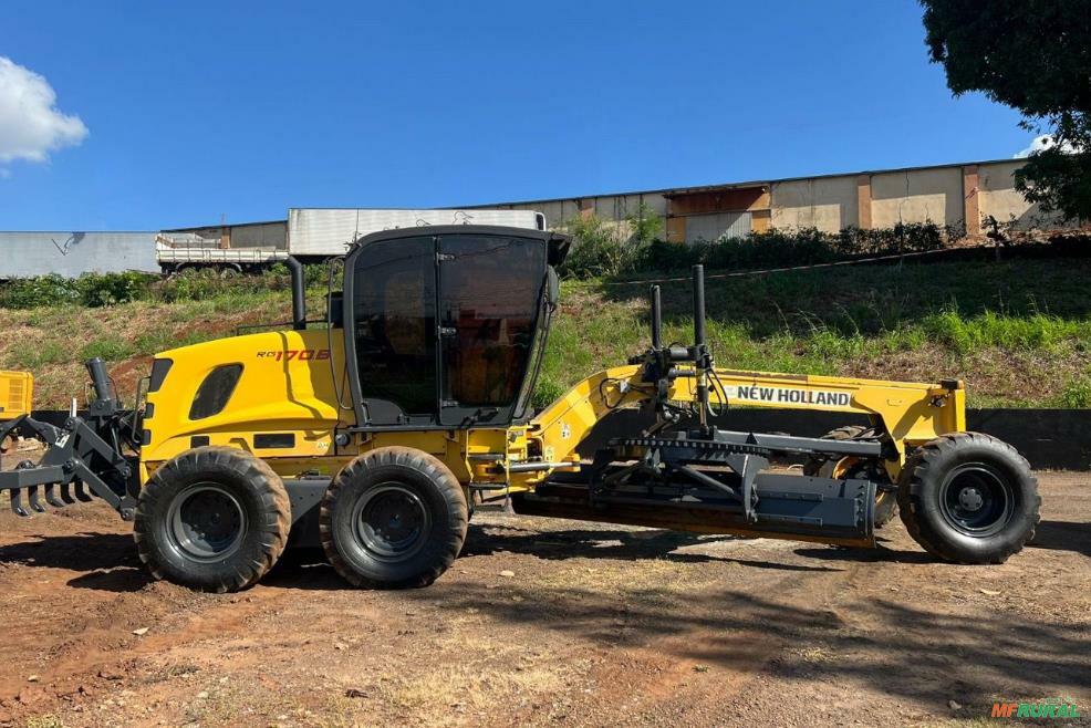 Motoniveladora New Holland Rg170 Ano 2012 Com Motor Novo em 789309