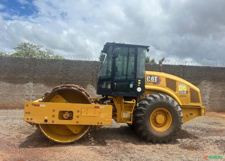Rolo Compactador Caterpillar Cs54b Ano 2021 Com Kit Pata / Liso, 839500