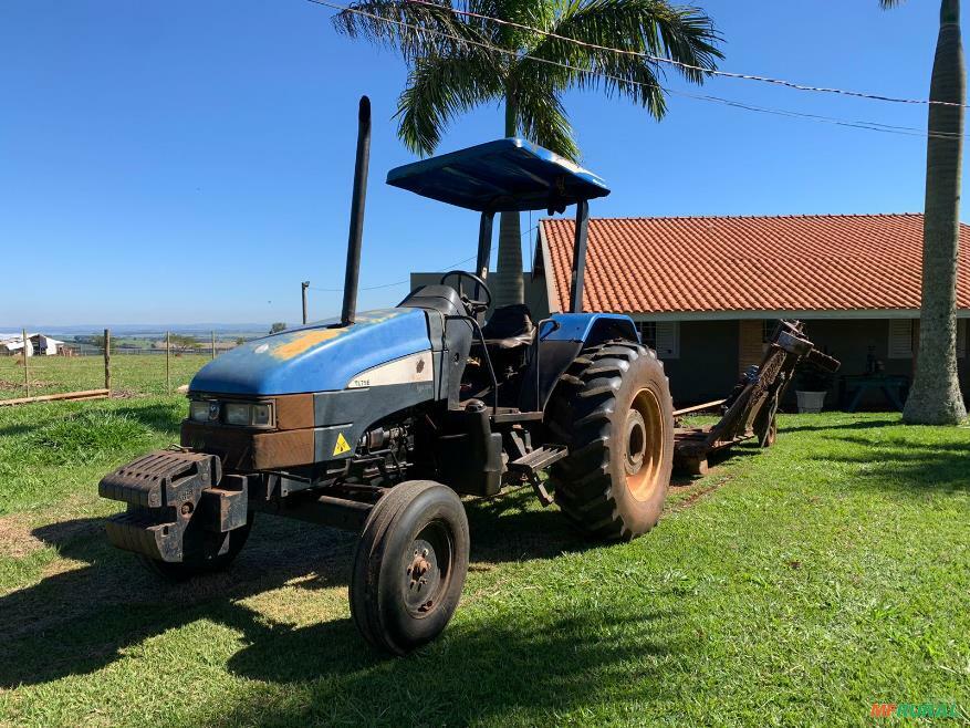 Trator New Holland tl 75 E 4X2 Ano 06 em Avaré SP à venda. 692475