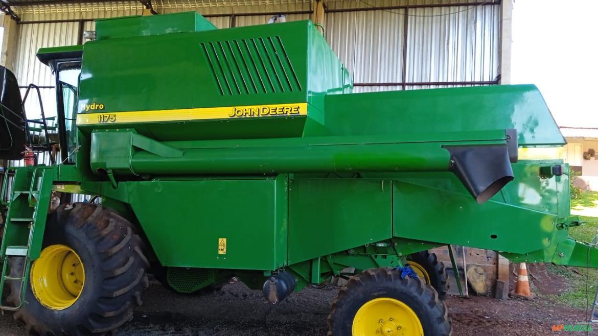 Colheitadeira John Deere JOHN DEERE 1175 à venda com preço