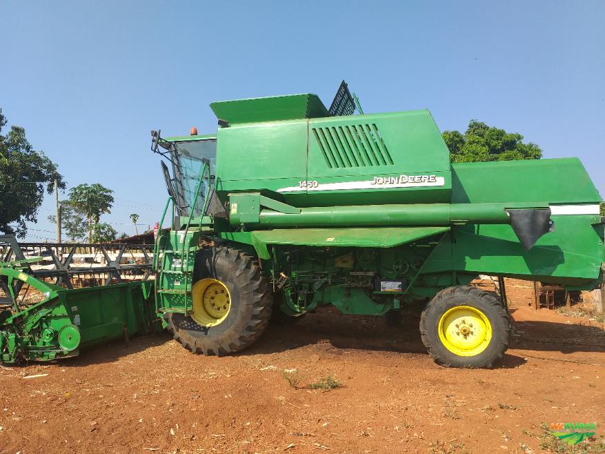Colheitadeira em Patos de Minas MG à venda. Compre direto 387564