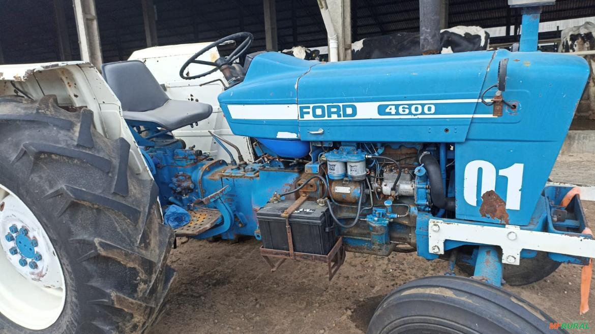 Trator Ford 4600 em Matão - SP à venda com preço