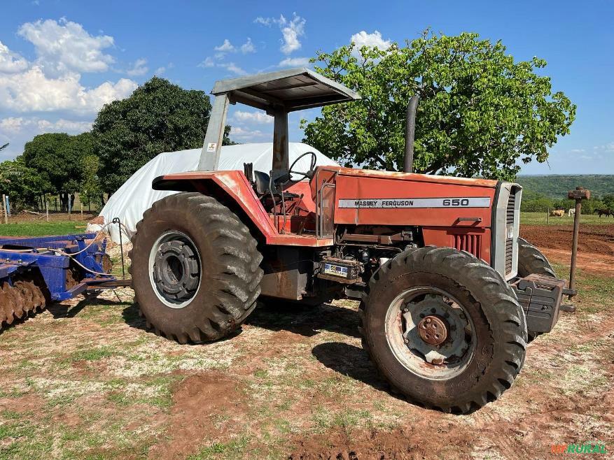 Trator Massey Ferguson 650 4X4 Ano 01 em Catalão GO à venda. 666623