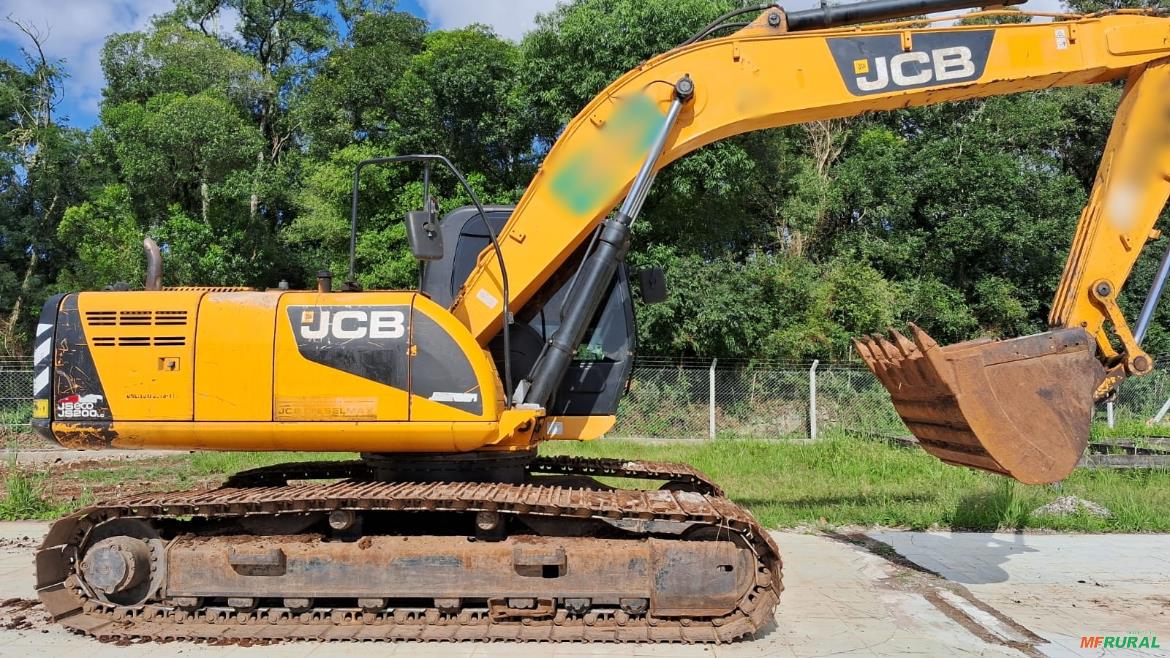 Escavadeira JCB em Caxias do Sul - RS Venda de JCB em Caxias do