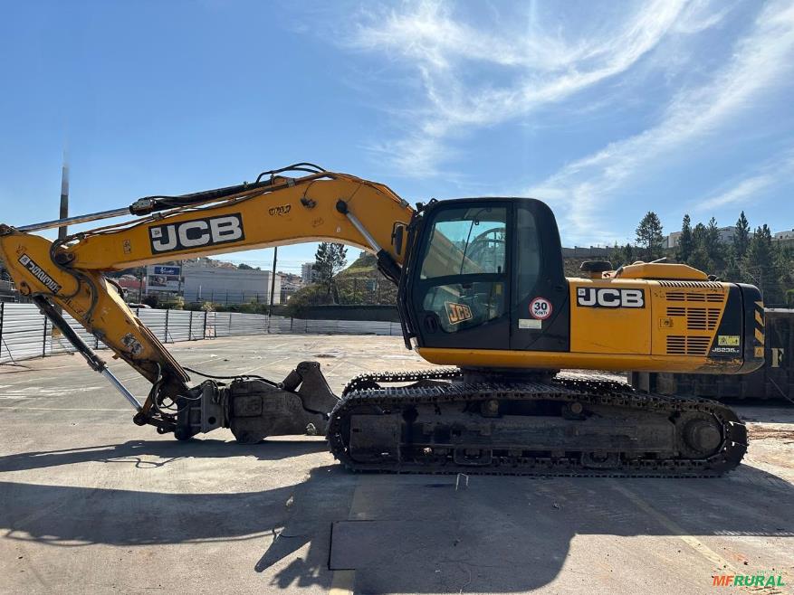 Escavadeira Jcb Js235 lc 2019 em São Paulo SP à venda. Compre 864330