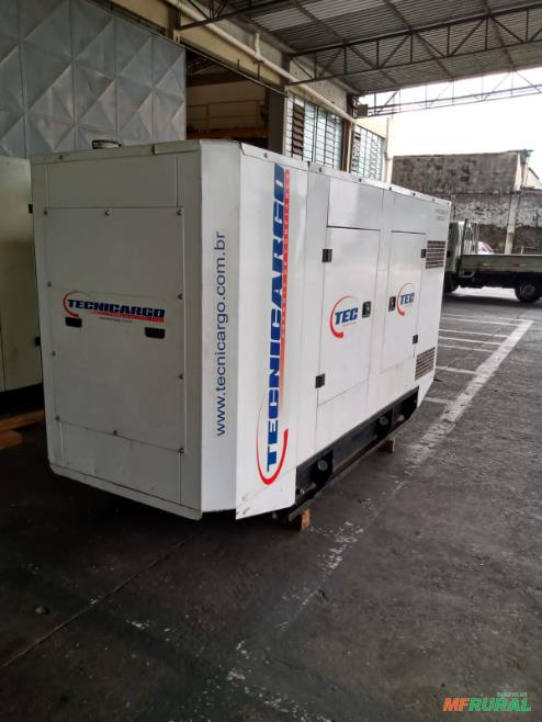 Gerador 180 Kva Carenado Motor Perkins em Mogi das Cruzes SP à 444644