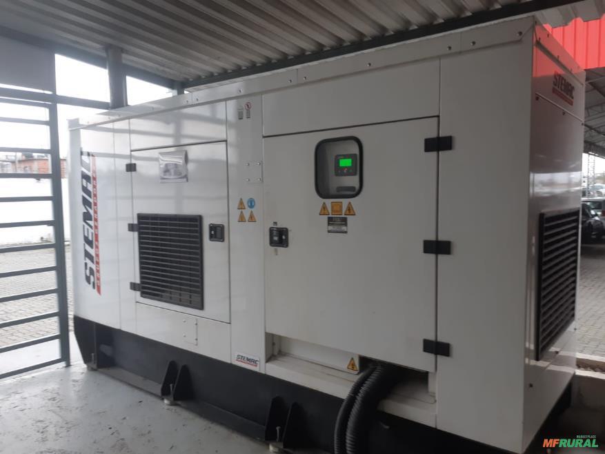 Grupo Gerador de Energia Carenado 220 Kva em Santo André SP à 611758